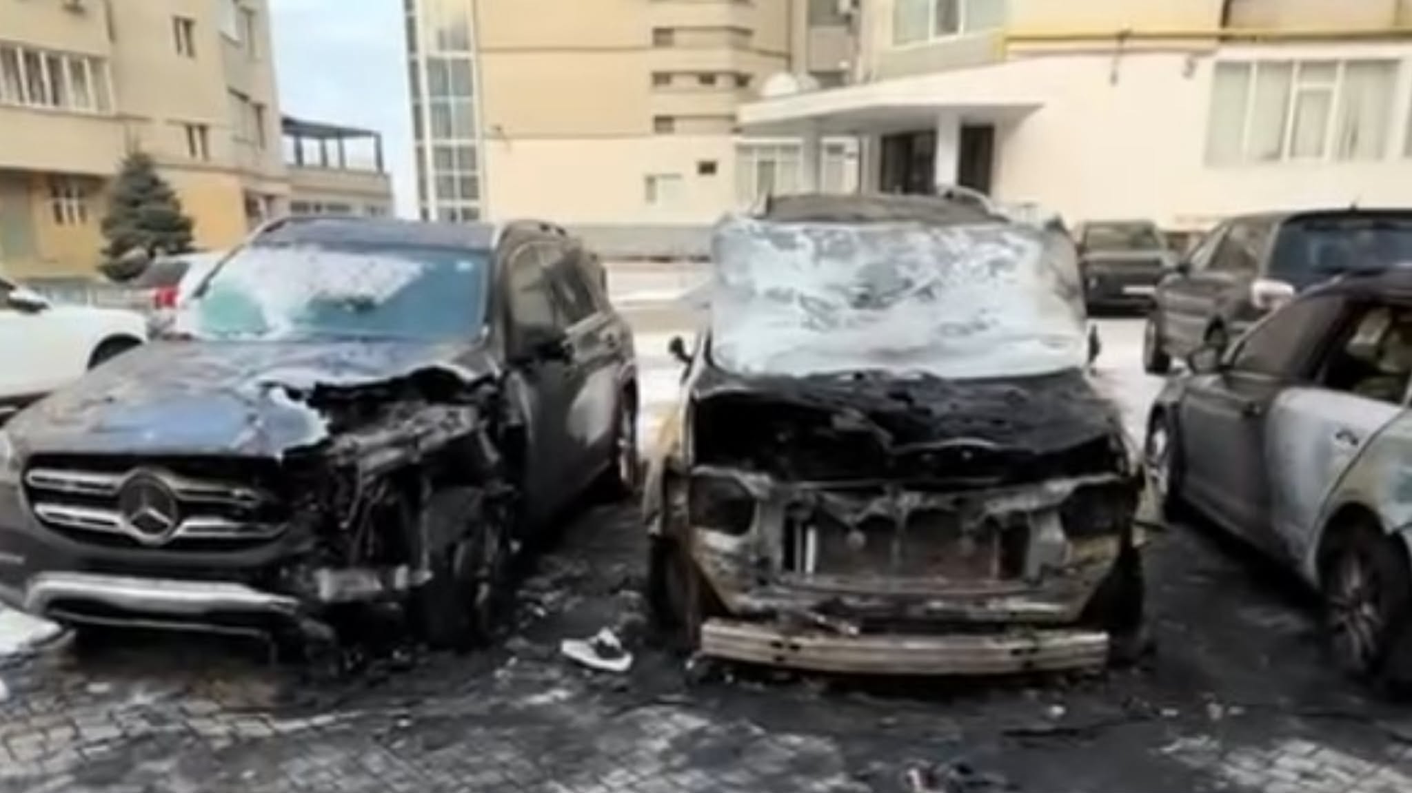 (video) Reglări se conturi în stil mafiot, la Botanica? Mai multe ...